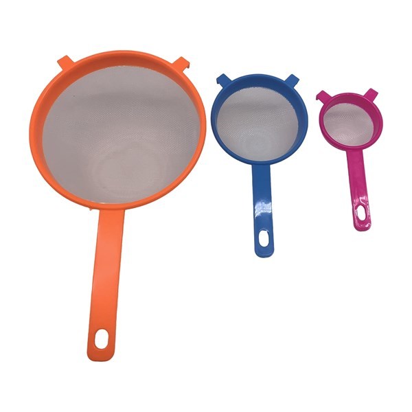 Pepeganga S.A.. Colador cernidor de plástico con asa, varios colores